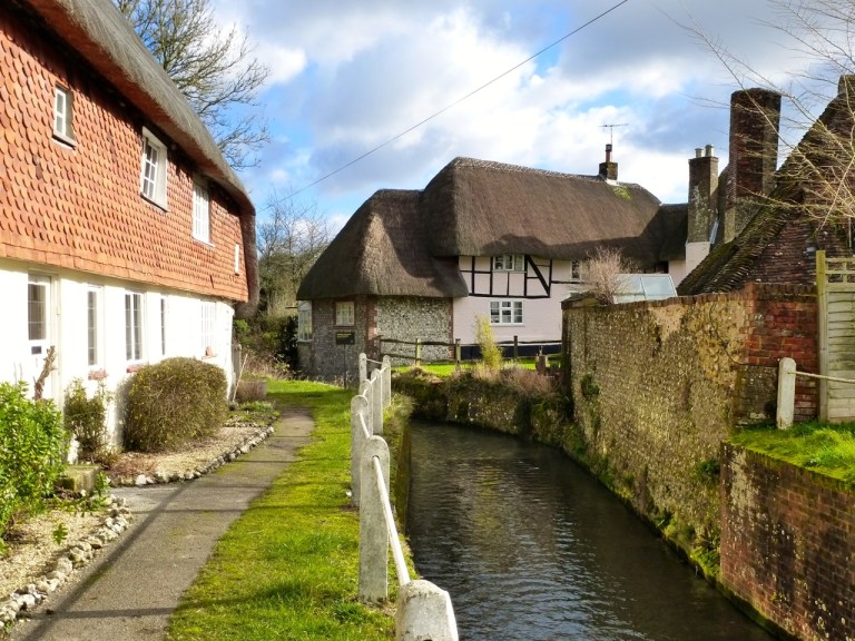 east meon – Falling Awake